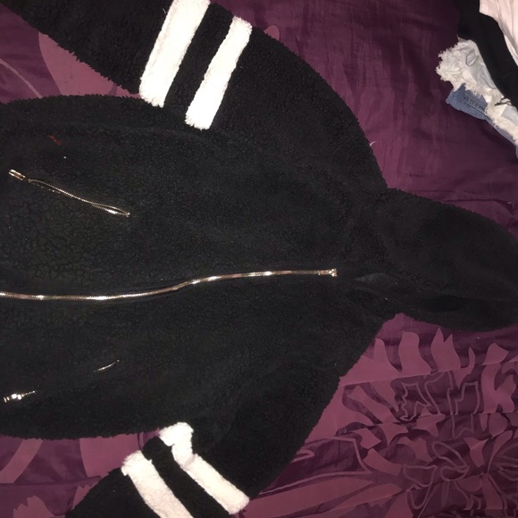 Jackets & Coats | Black Fuzzy Hoodie | Poshmark